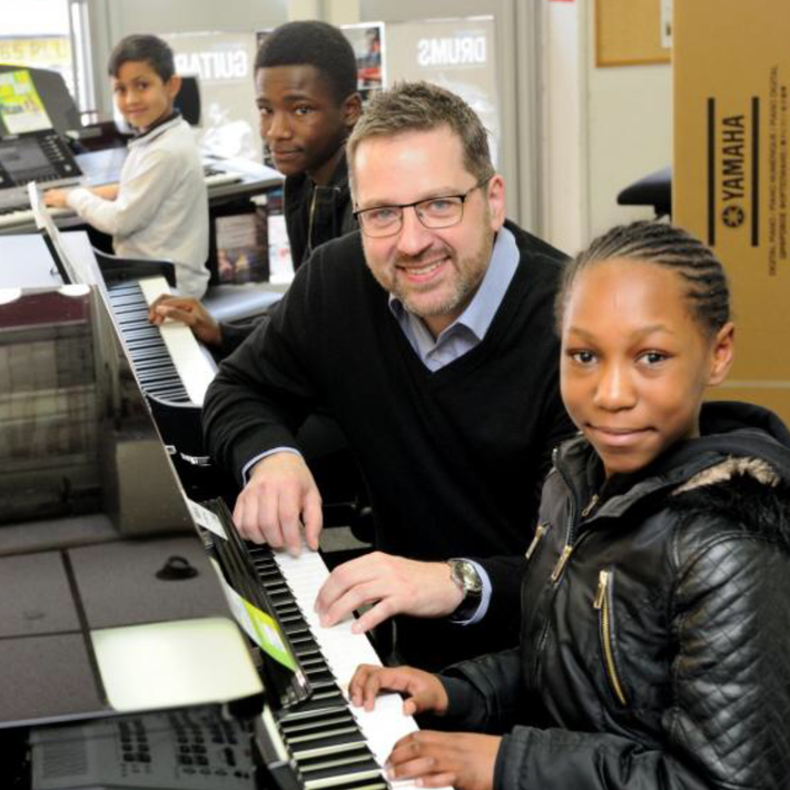 NEW/RETURNING CUSTOMER – Musicland (UK) Ltd